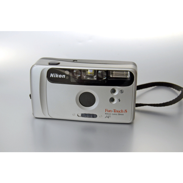 Nikon Fun Touch 5 - Tennofoto.hu